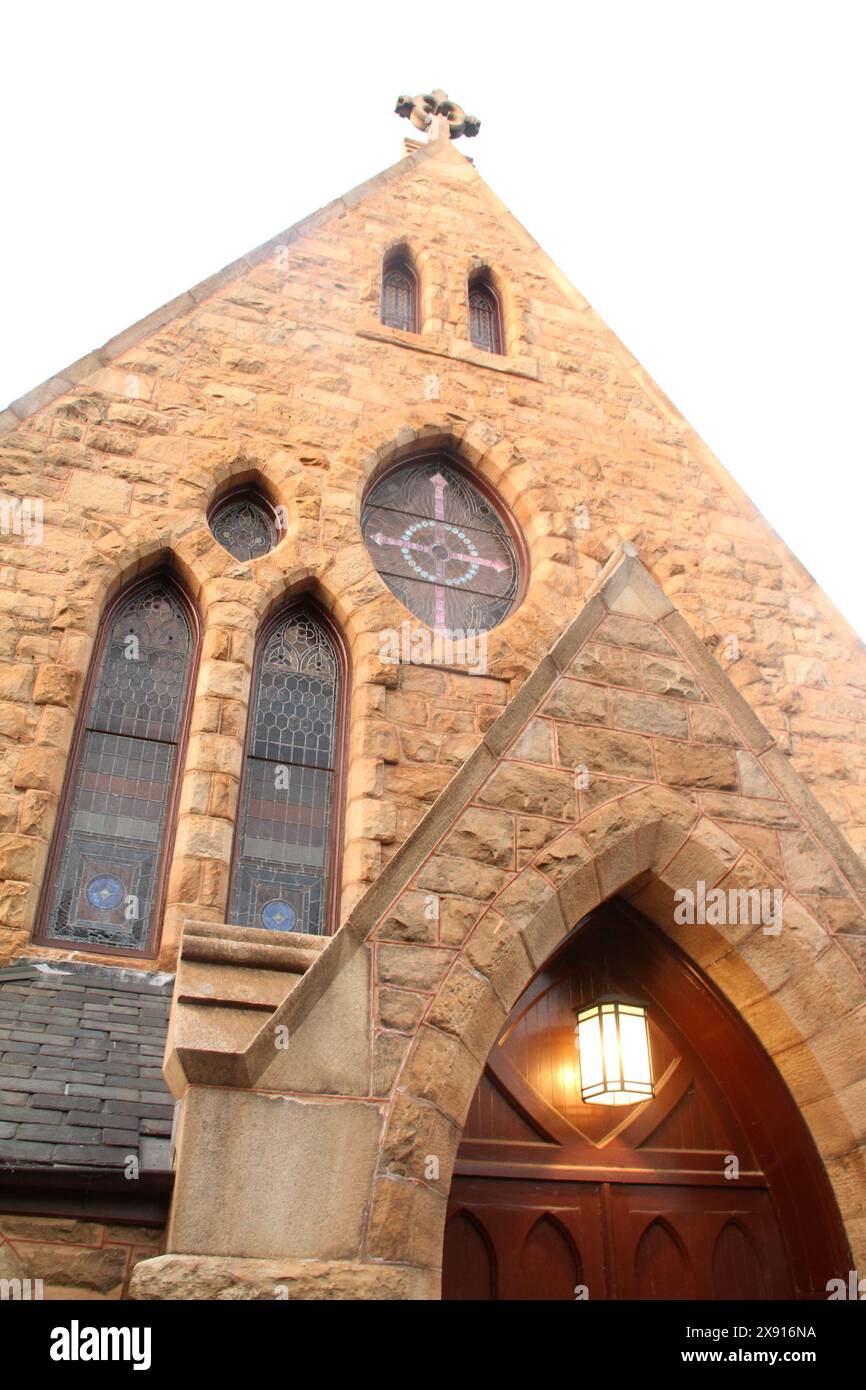 Gothic style university chapel hi-res stock photography and images - Alamy