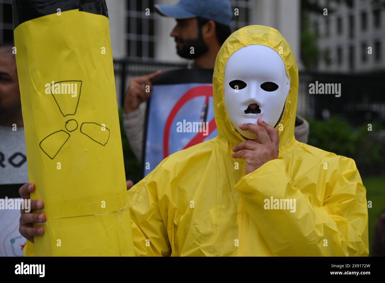 London, England, UK. 28th May, 2024. 25 years after five nuclear bombs ...