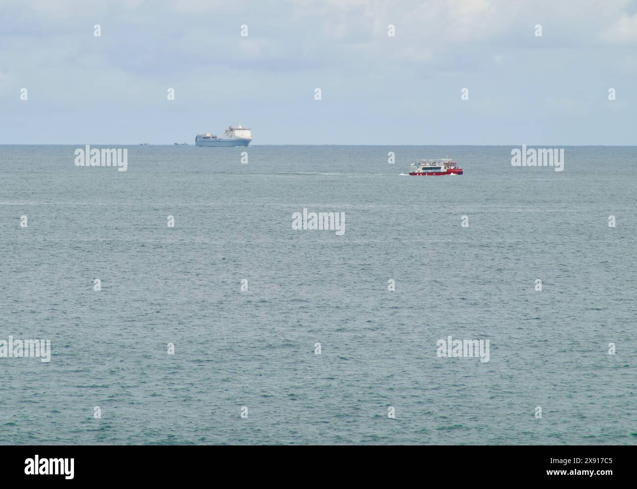 Maxine Ro/Ro cargo ship arriving to port and Doblemar Dos Reginas ...