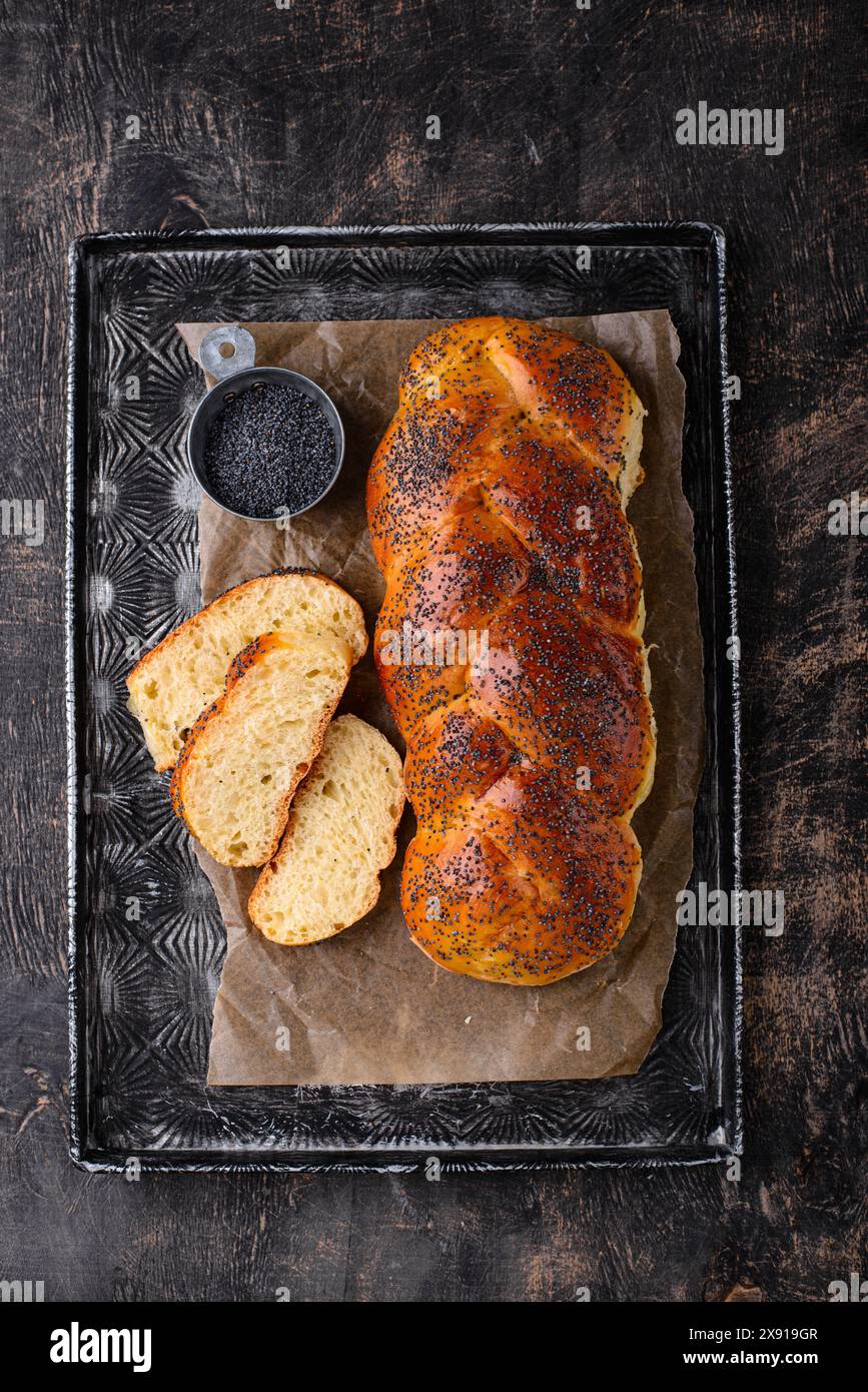 Traditional Jewish sabbath Challah bread Stock Photo - Alamy