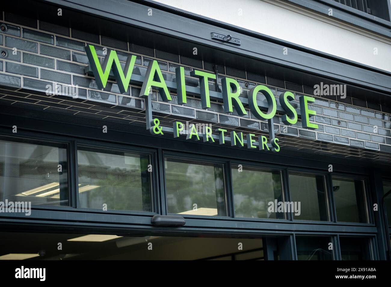 LONDON- MAY 23, 2024: Waitrose & Partners store on Kings Road, Chelsea ...