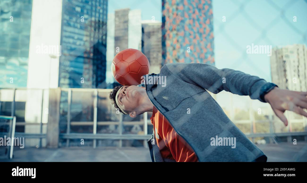 Soccer freestyle talented man hi-res stock photography and images - Alamy