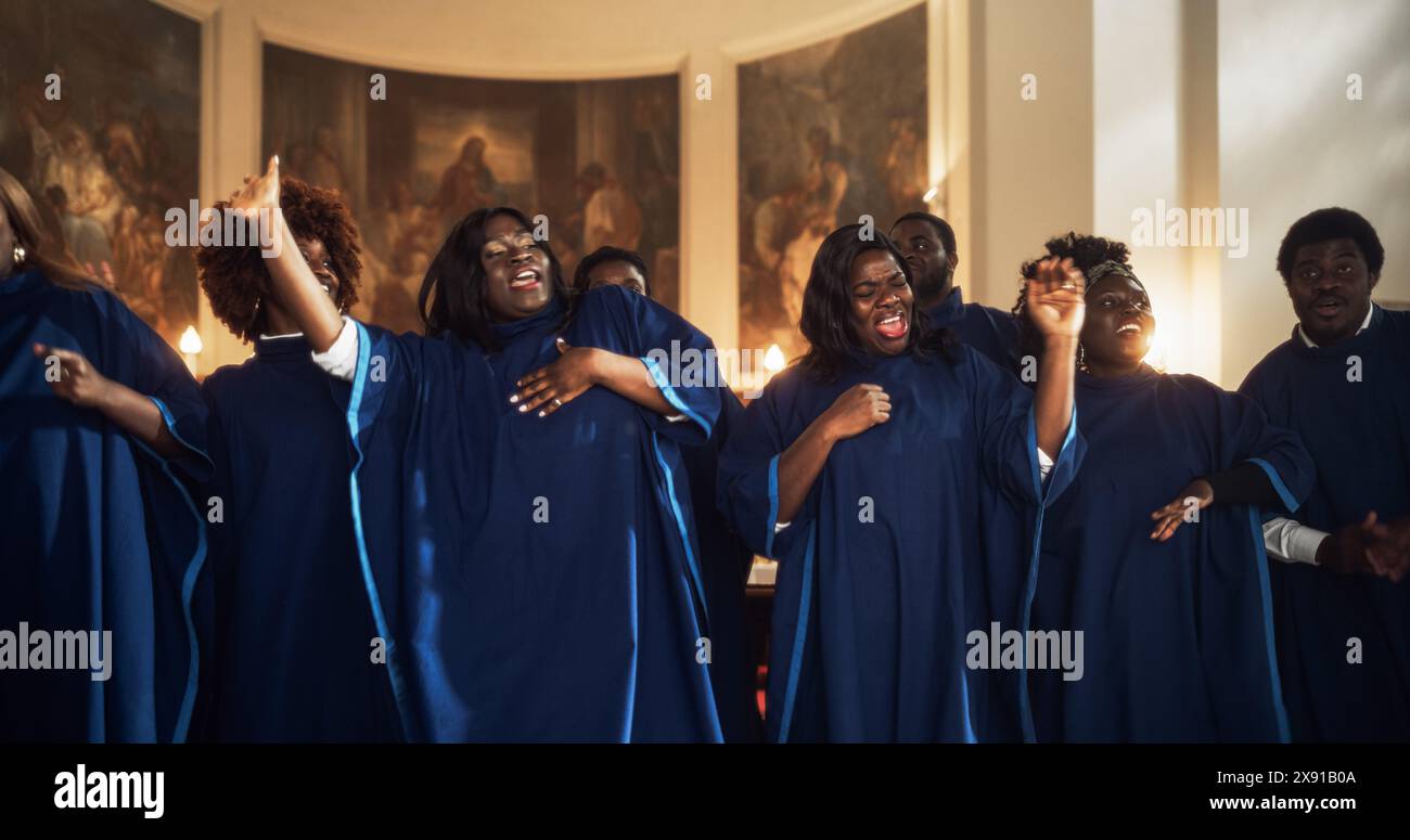 Gospel choir singing church hi-res stock photography and images - Alamy