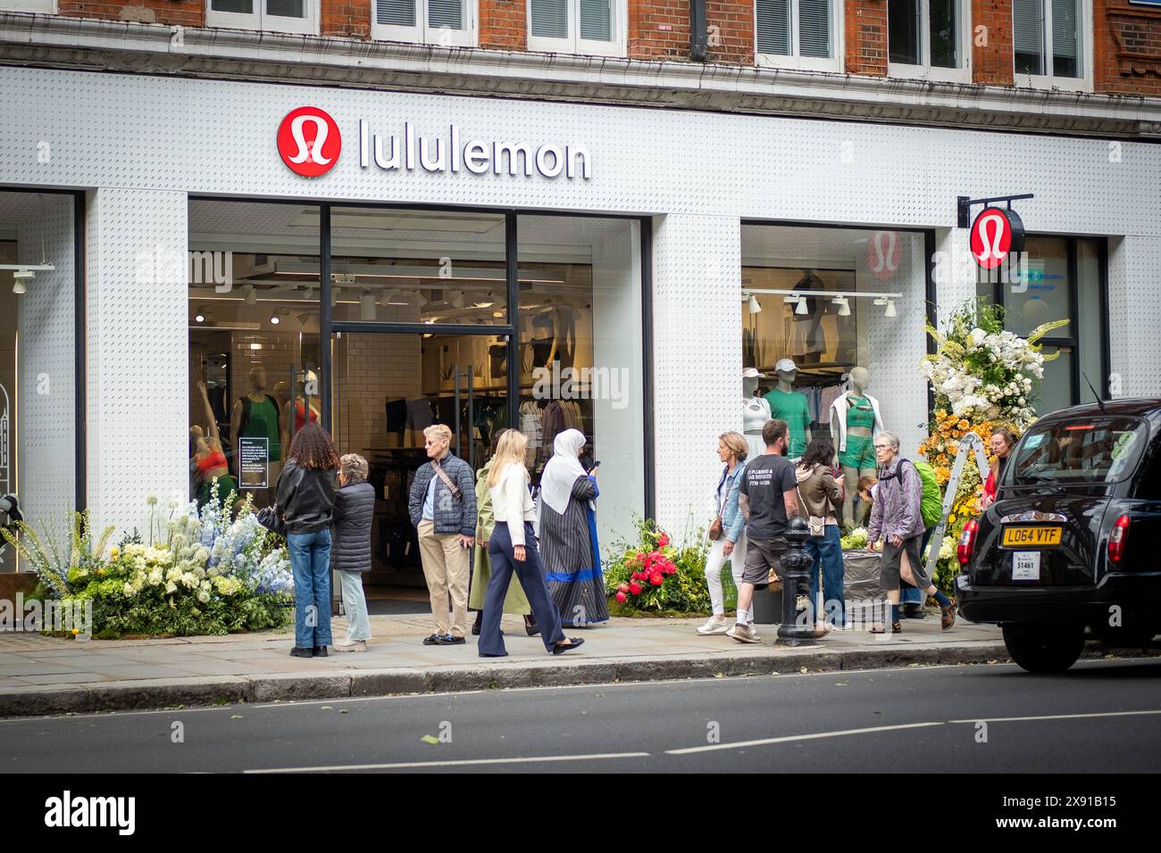 LONDON- MAY 23, 2024: Lululemon store on the Kings Road, Chelsea Stock ...