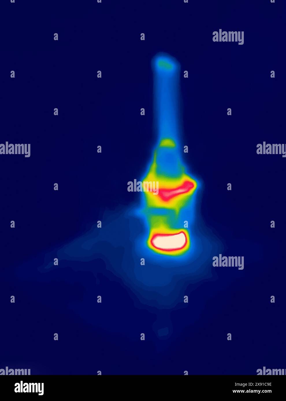 Betty lamp went out. Image from thermal imager device Stock Photo - Alamy