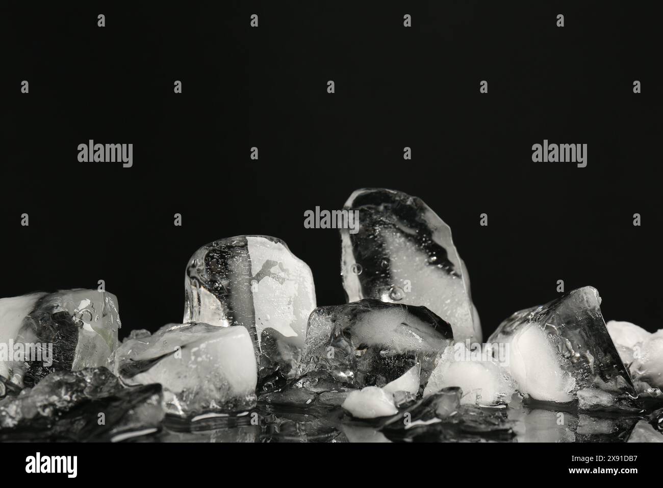 Ice crushed surface hi-res stock photography and images - Alamy