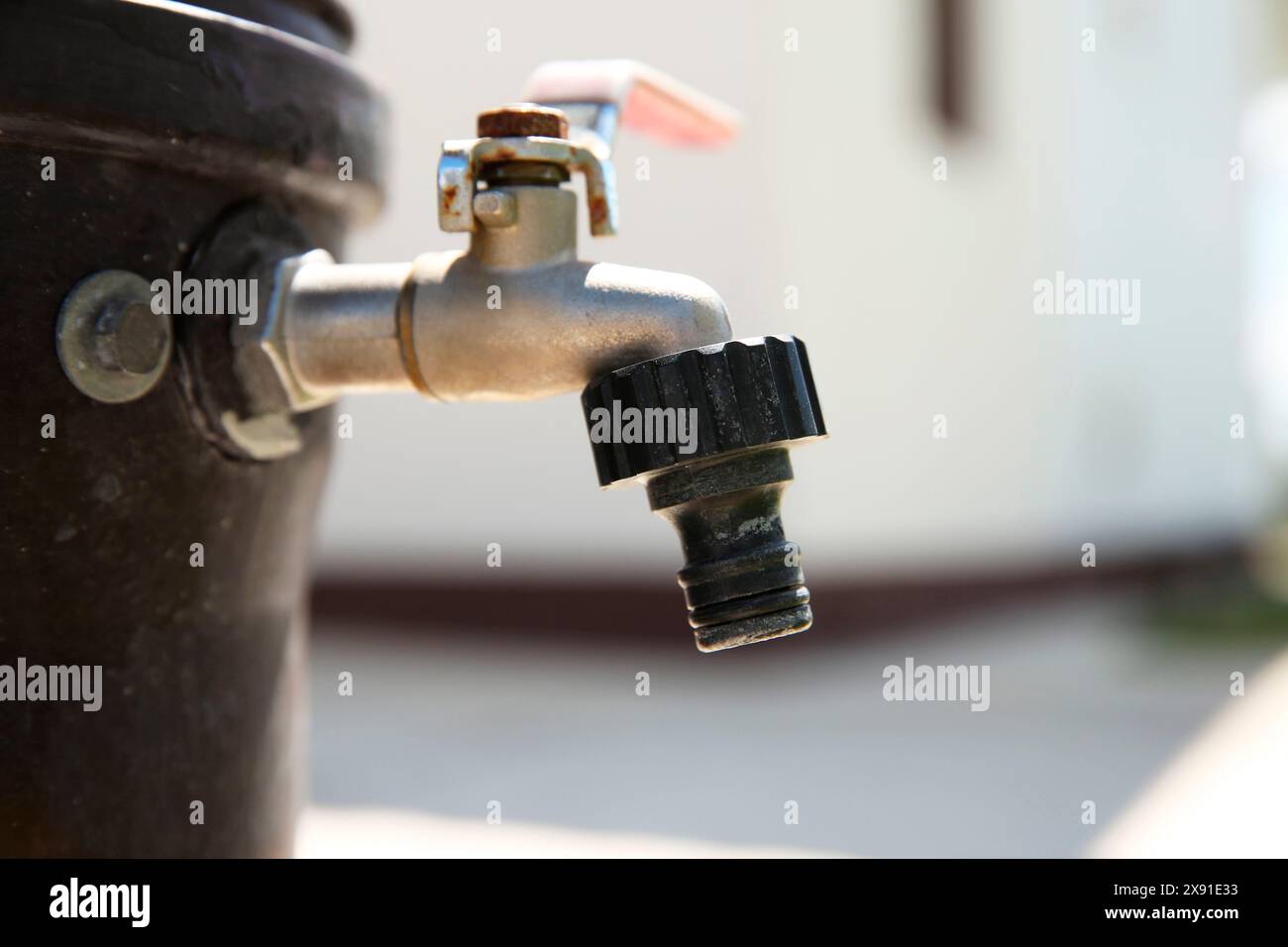 Water tap outdoors hi-res stock photography and images - Alamy