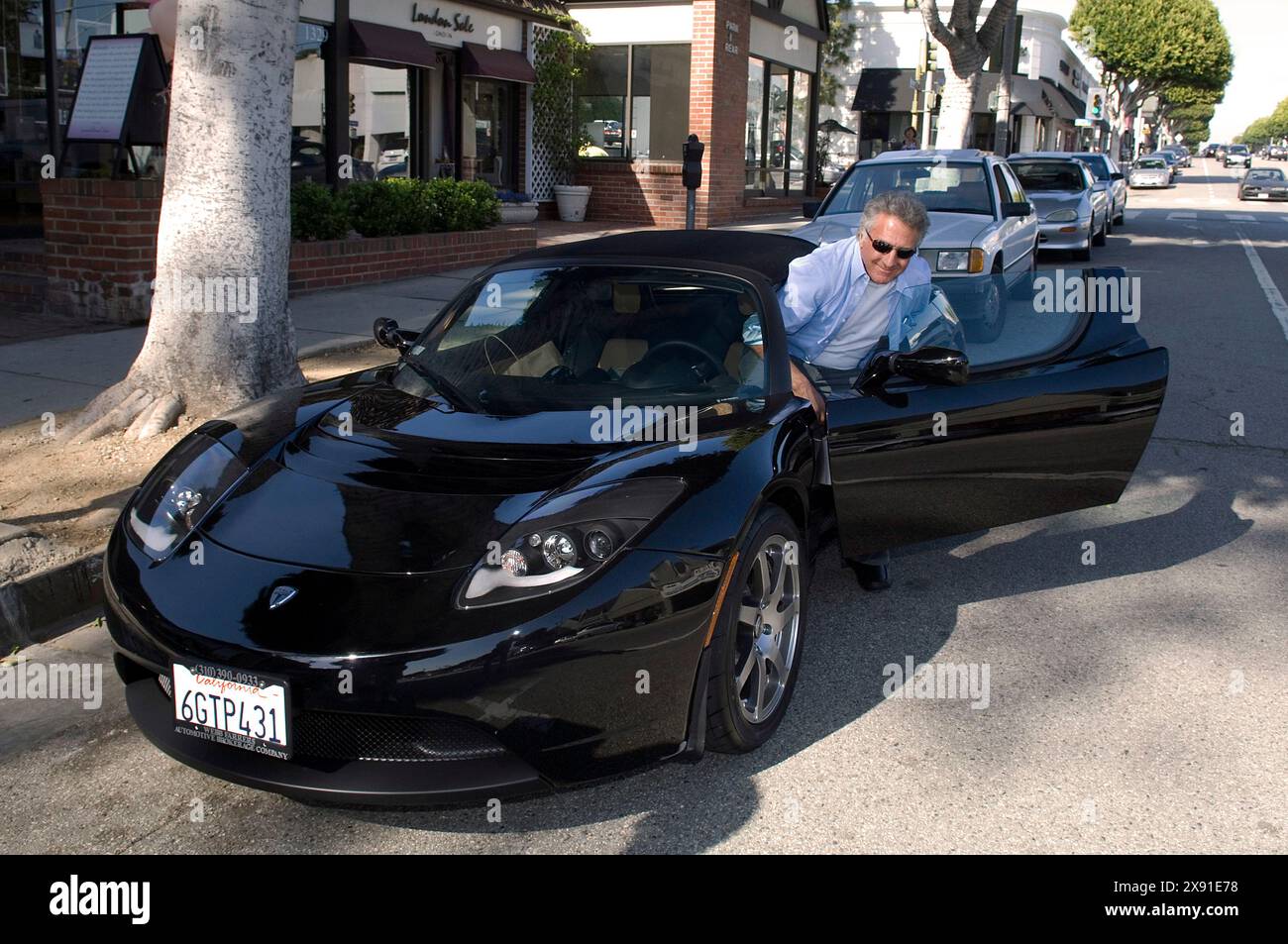 Santa Monica,California, March 25,2009. Dustin Hoffman have a new car ...