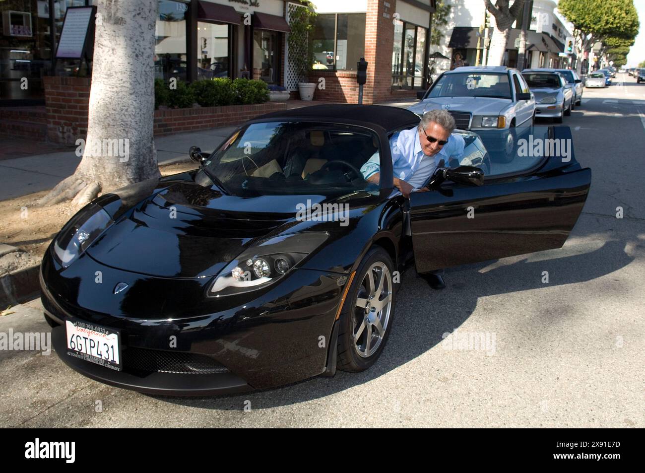 Santa Monica,California, March 25,2009. Dustin Hoffman have a new car ...