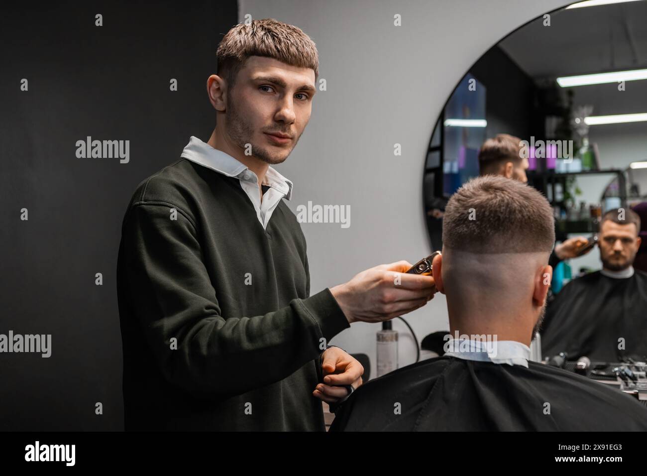 Male hair styles hi-res stock photography and images - Alamy