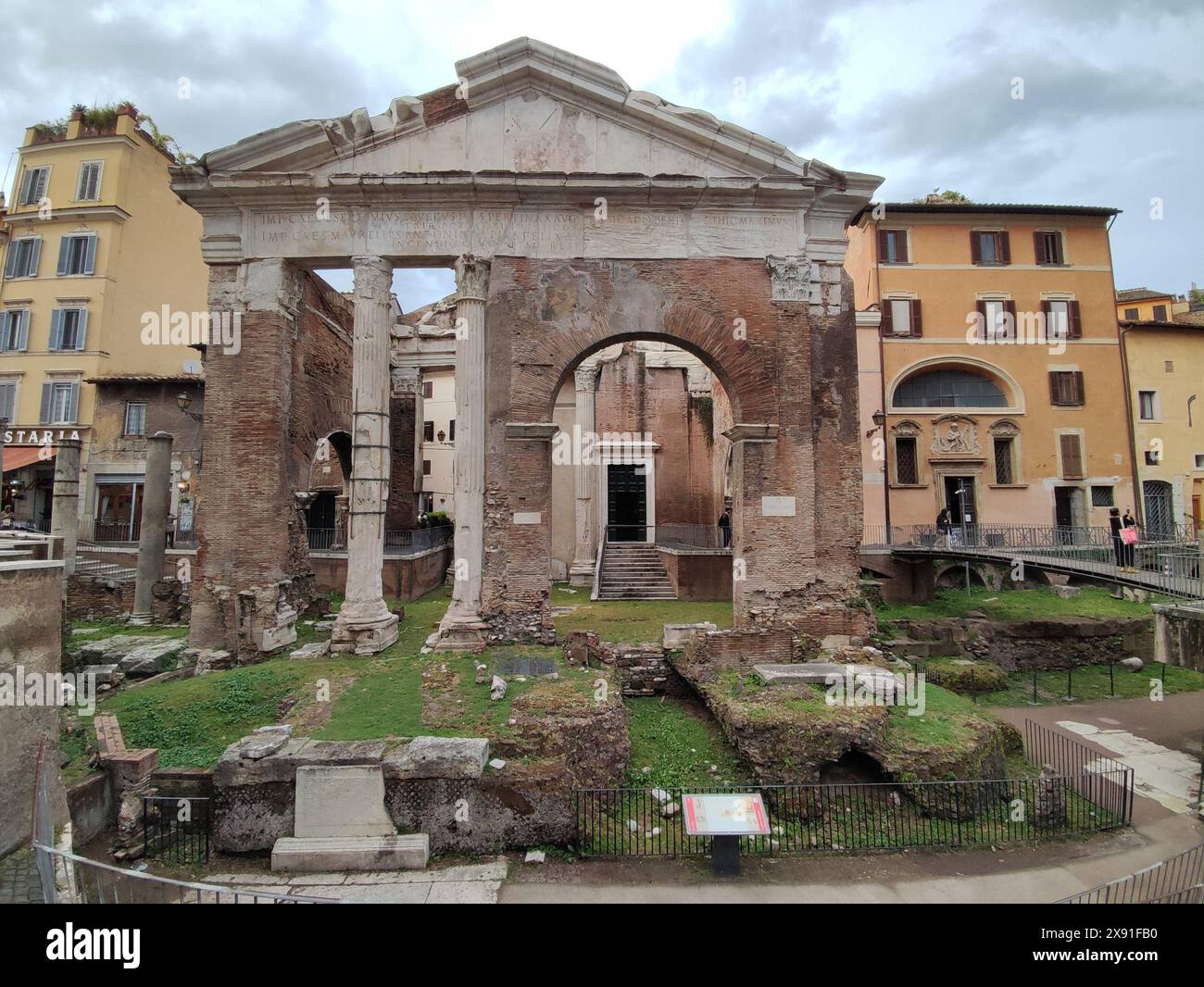 Portico of ottavia hi-res stock photography and images - Alamy