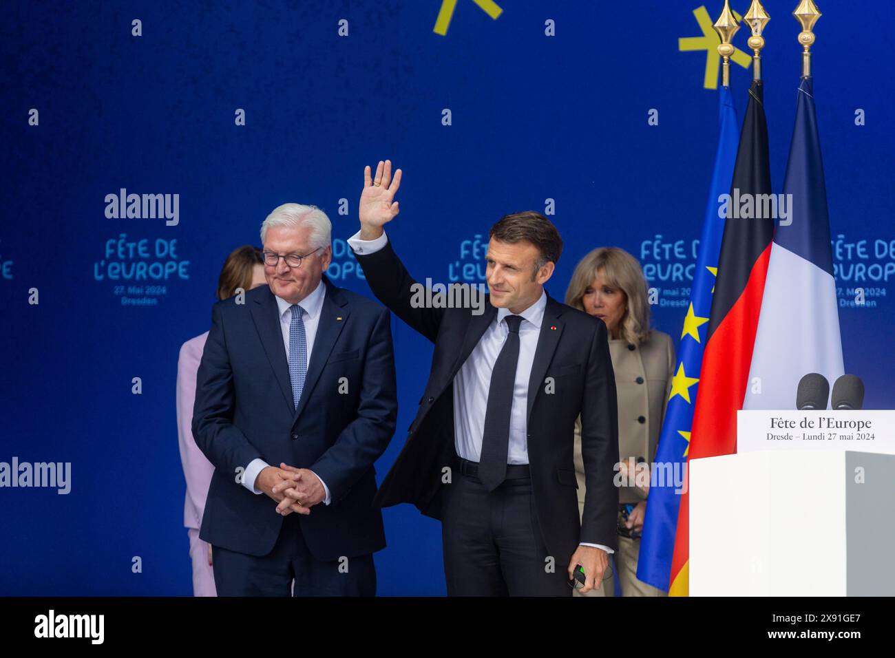 French President Emmanuel Macron visits the Federal Republic of Germany ...