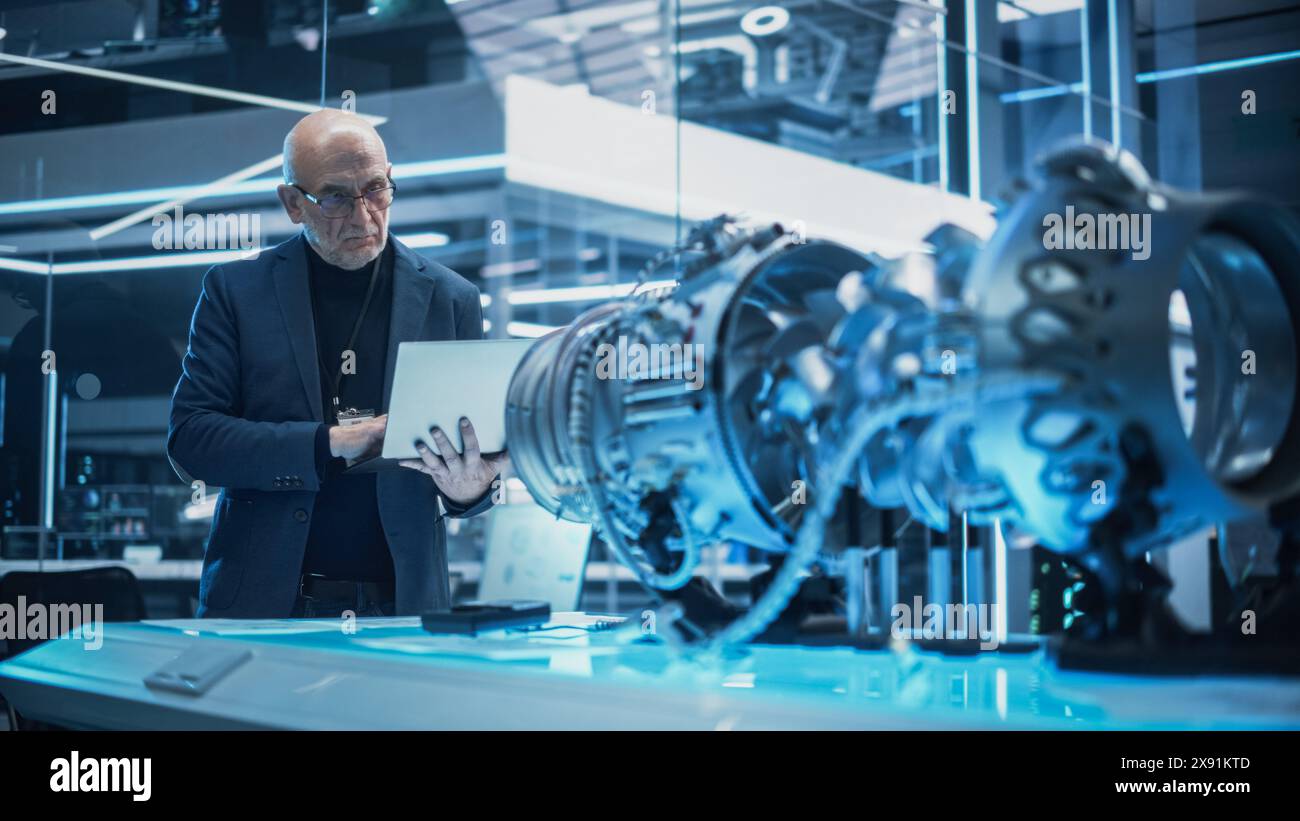 Senior aerospace scientist hi-res stock photography and images - Alamy