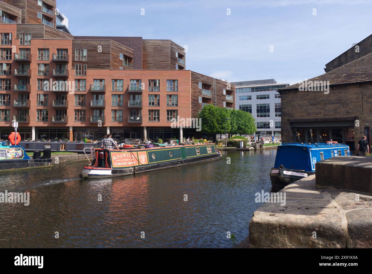 Granary Wharf, Leeds, Yorkshire, UK Stock Photo - Alamy