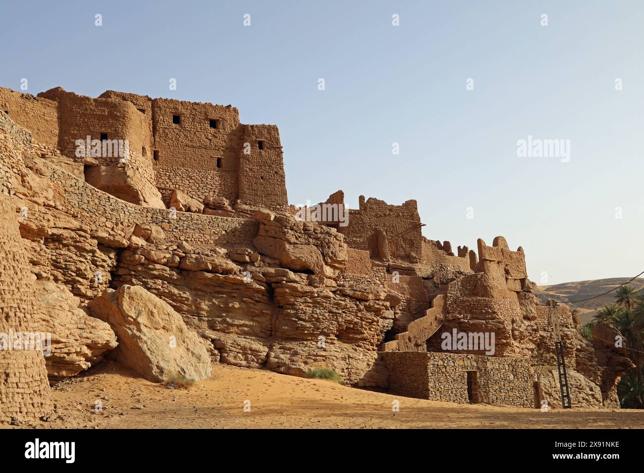 Ancient mudbrick village at Taghit in Western Algeria Stock Photo - Alamy
