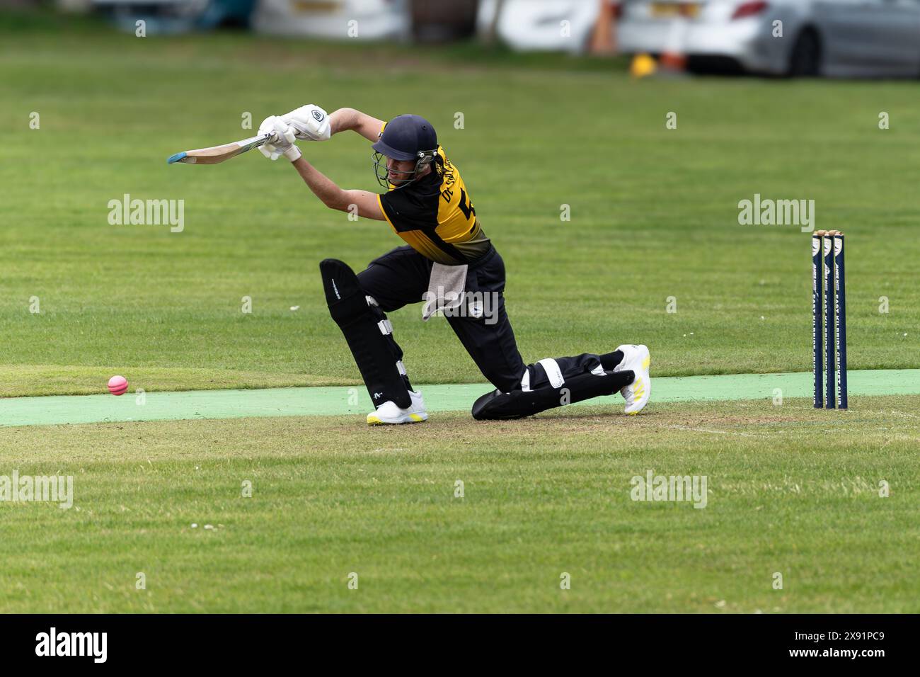 Cover drive hi-res stock photography and images - Alamy