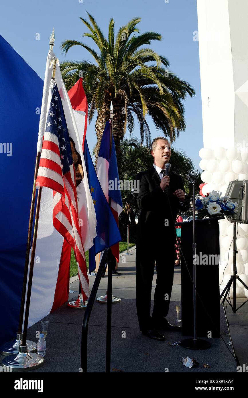 Exclusive Time to say goodbye to the Consul general of France in Los ...