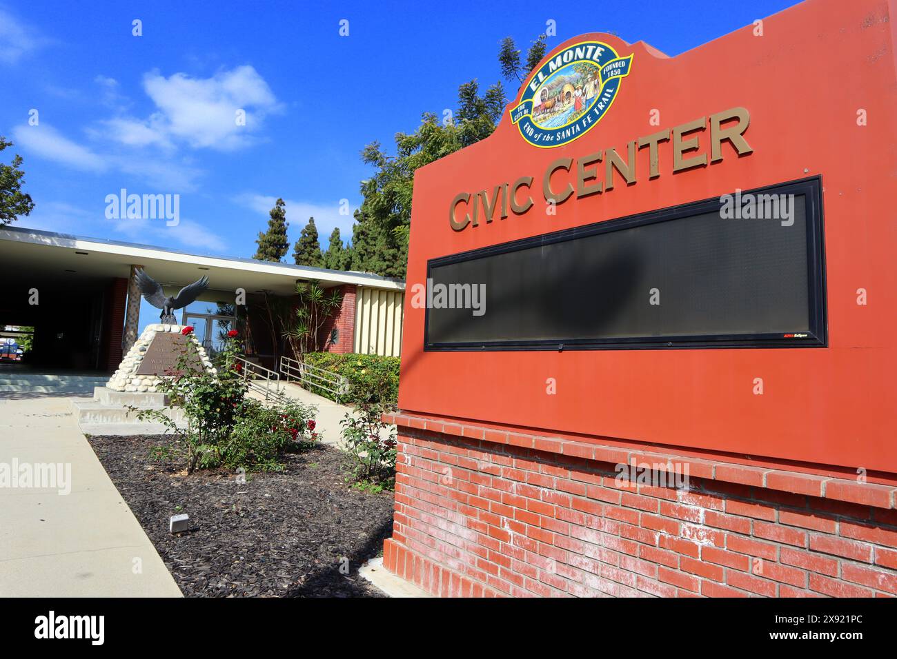 El Monte (LA County), California: El Monte Civic Center, Police ...