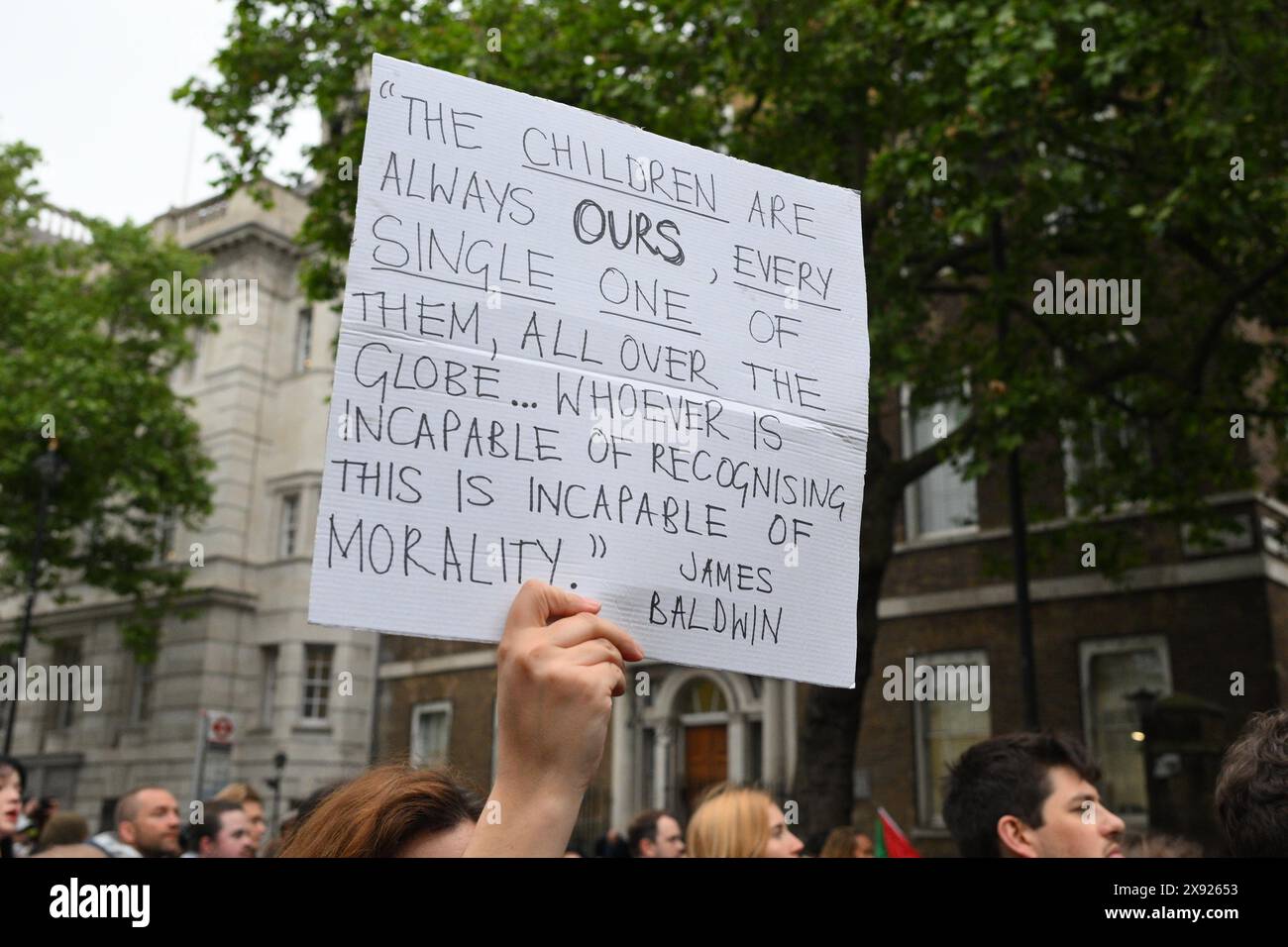 London, England, UK. 28th May, 2024. Thousands of pro-Palestine ...