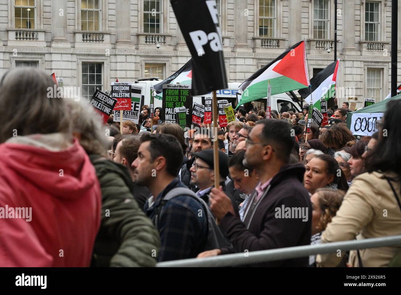 London, England, UK. 28th May, 2024. Thousands of pro-Palestine ...