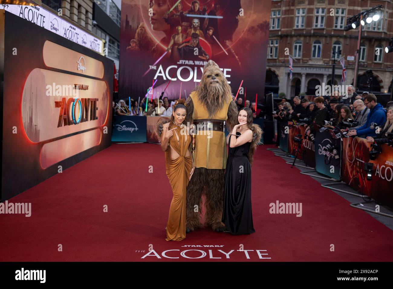 Amandla Stenberg, from left, Chewbacca and Dafne Keen pose for ...