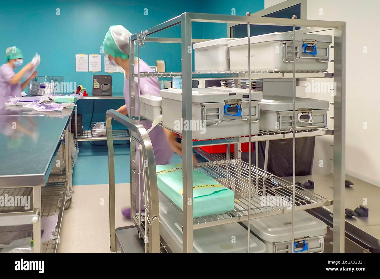 Sorting and preparation for the return of sterilized surgical equipment ...