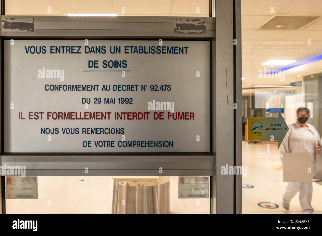 Tobacco-free hospital information sign, smoking ban. Hospital display ...