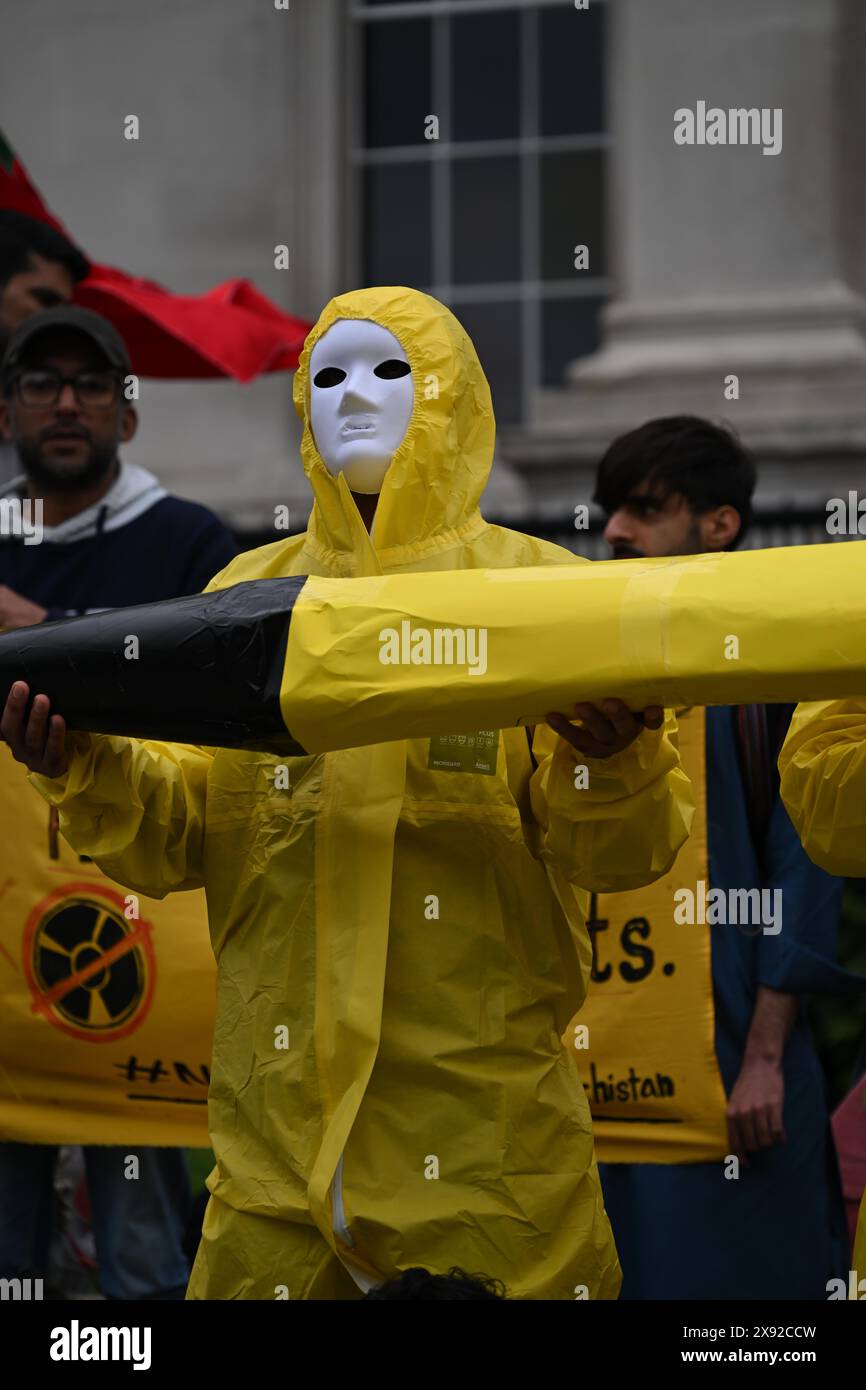 London, England, UK. 28th May, 2024. 25 years after five nuclear bombs ...