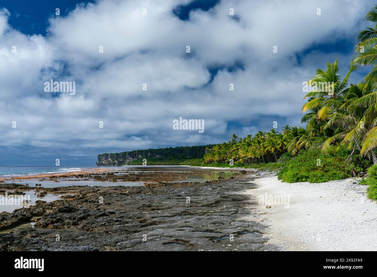 Makatea island hi-res stock photography and images - Alamy
