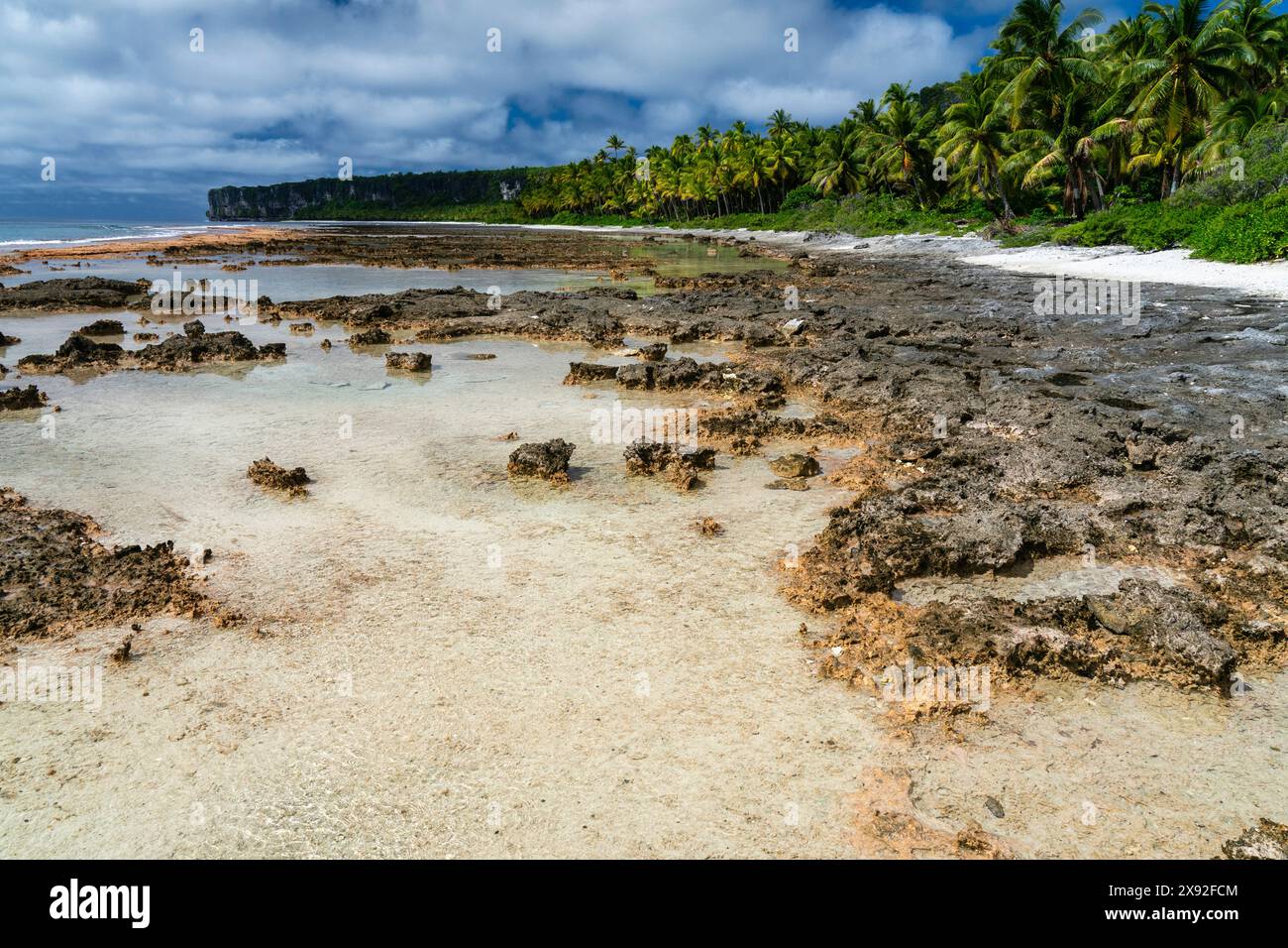 Makatea island hi-res stock photography and images - Alamy