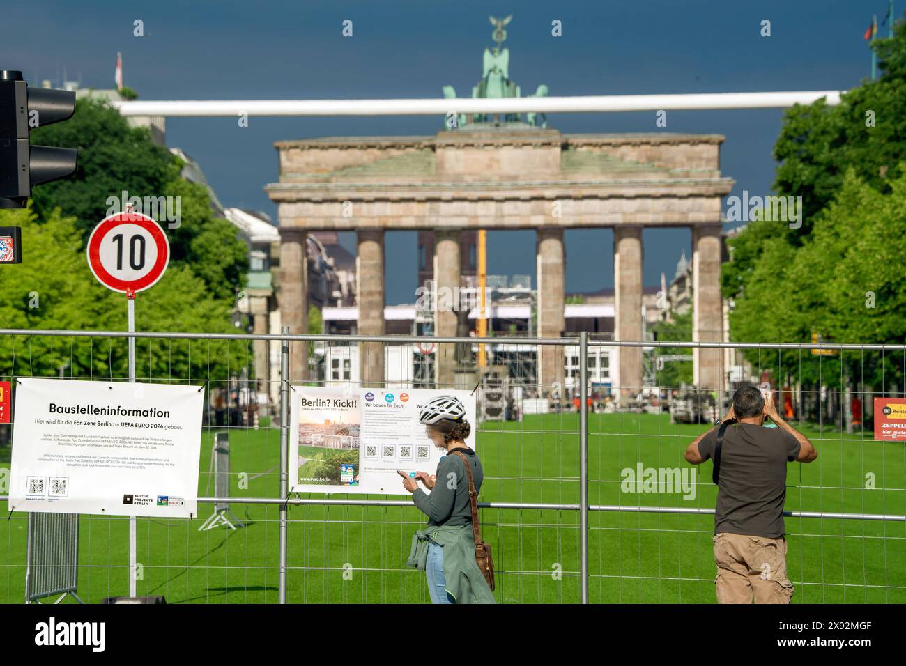 UEFA EURO 2024, größte Fan Zone Deutschlands, Public Viewing auf ...