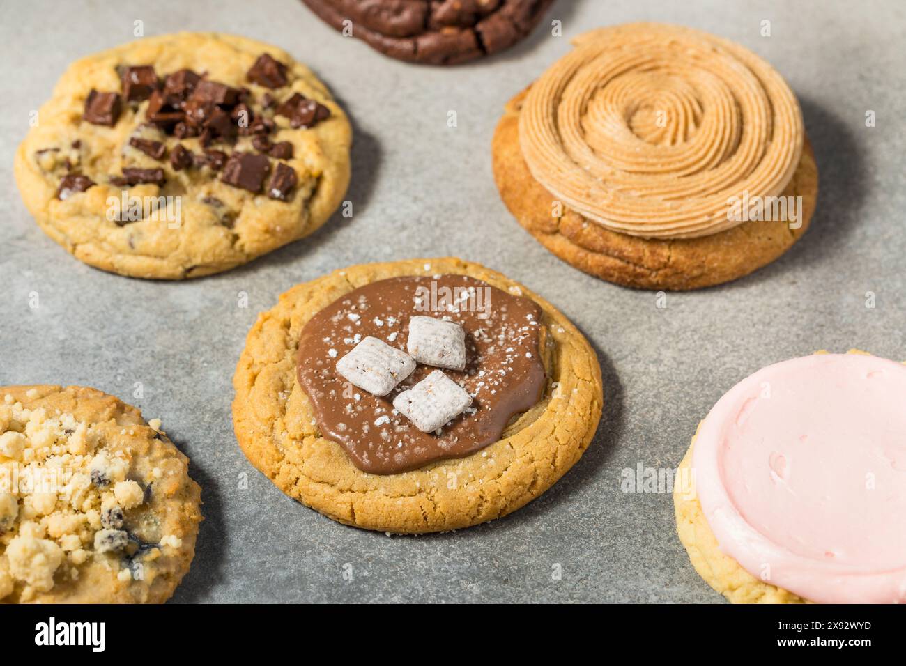 Thick Gourmet Crumble Cookies with Chocolate and Cinnamon Ready to Eat ...