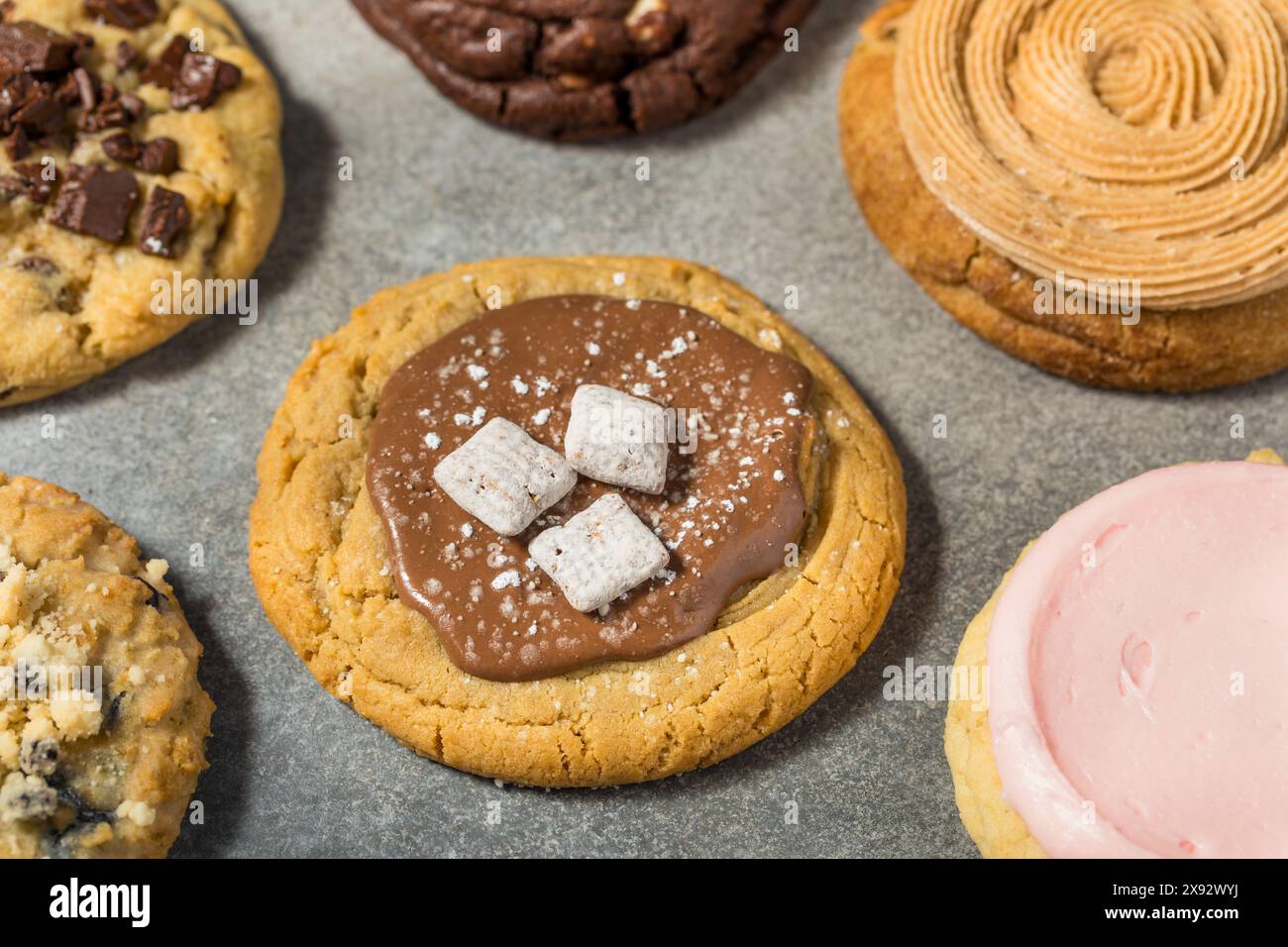 Thick Gourmet Crumble Cookies with Chocolate and Cinnamon Ready to Eat ...