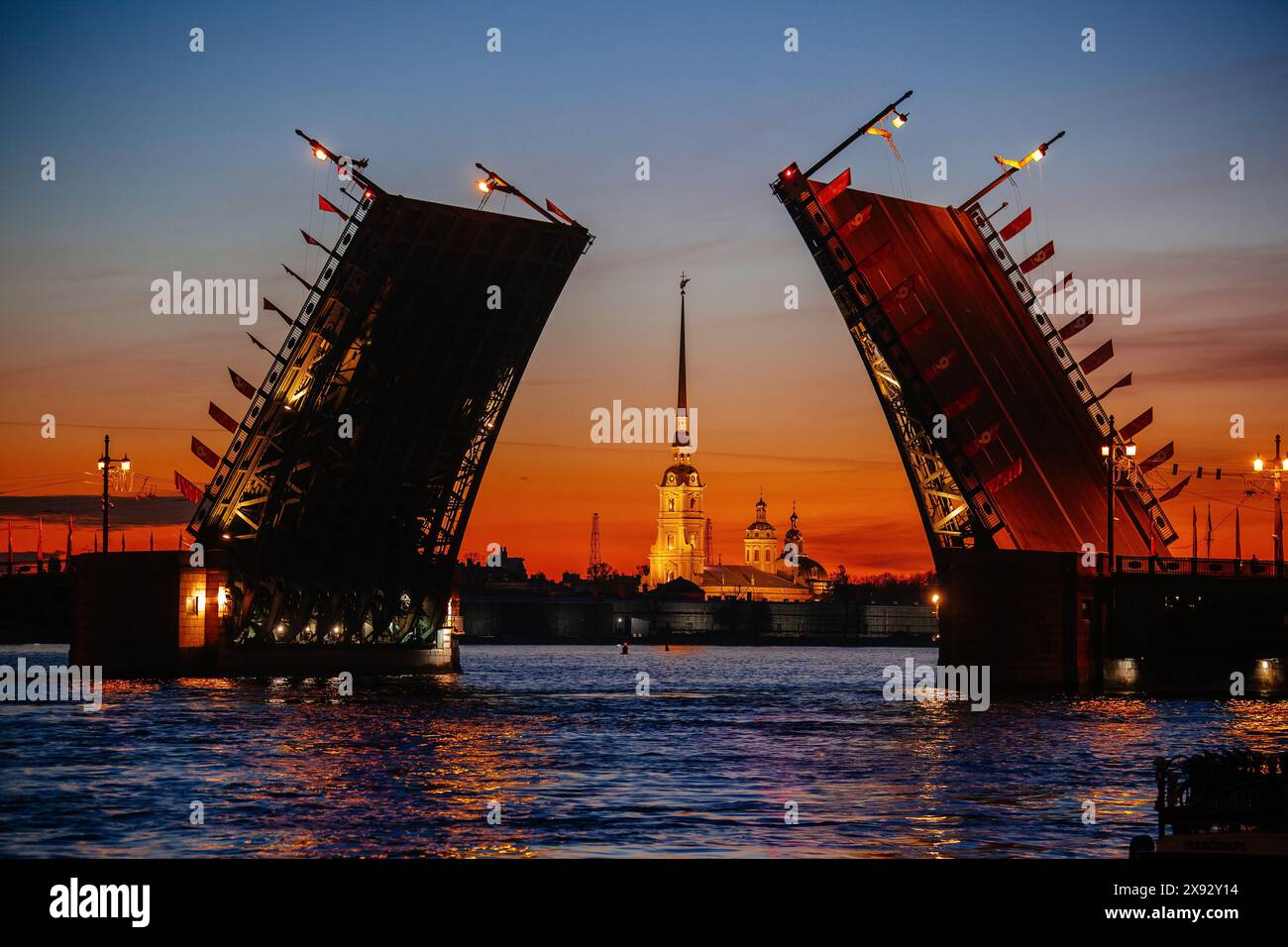 Lifting of Palace bridge in Saint Petersburg, view to Peter and Paul ...