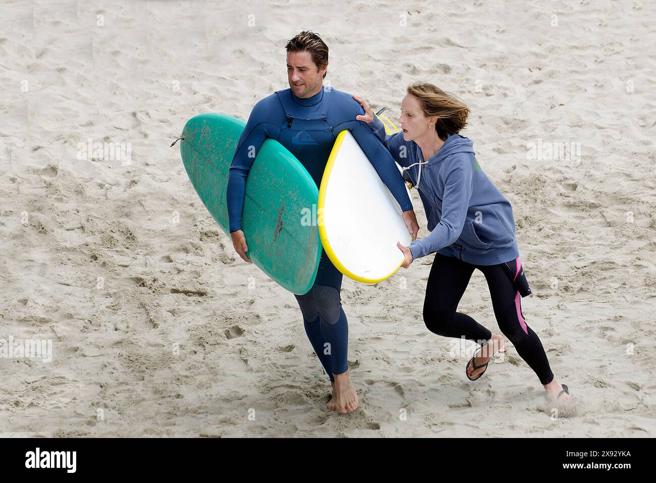 Excl Helen Hunt and Luke Wilson seen on Venice beach during the set of ...