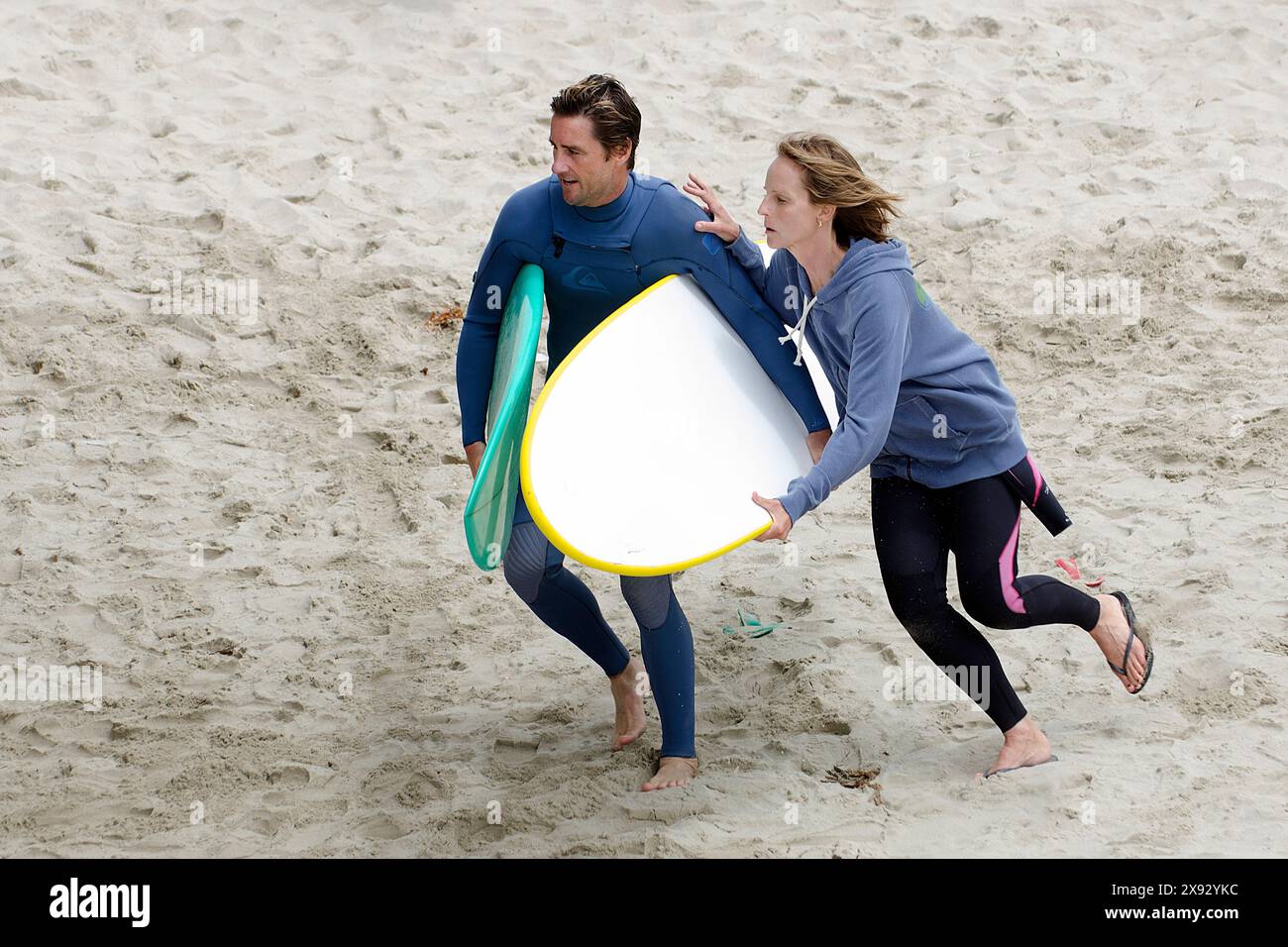 Excl Helen Hunt and Luke Wilson seen on Venice beach during the set of ...