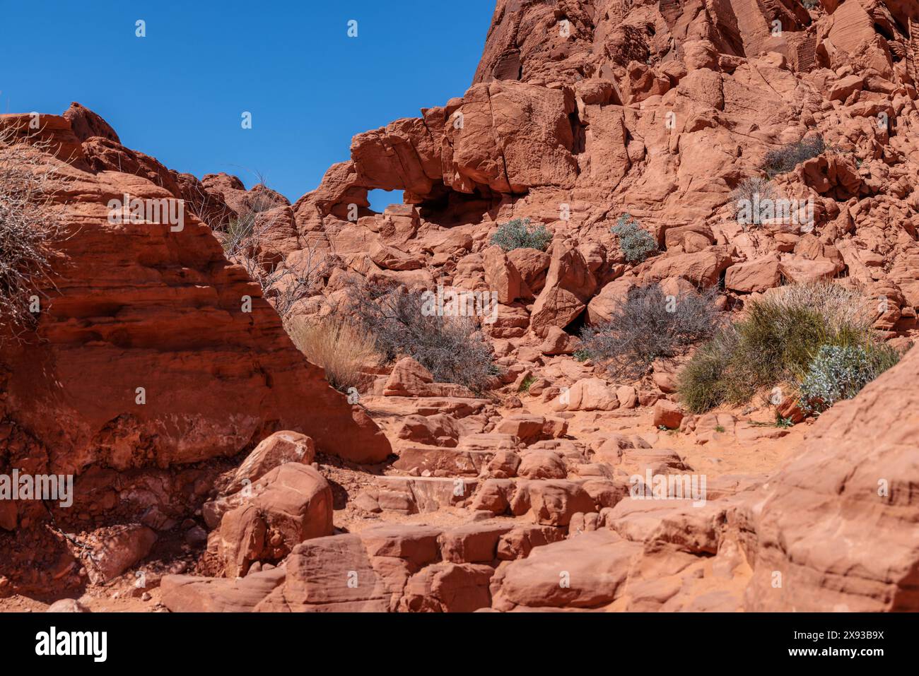 Rock formations along the Fire Canyon Overlook Trail at Valley of Fire ...