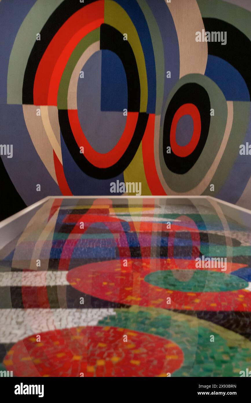 Sonia Delaunay exhibition at the Bard Graduate Center Gallery in ...