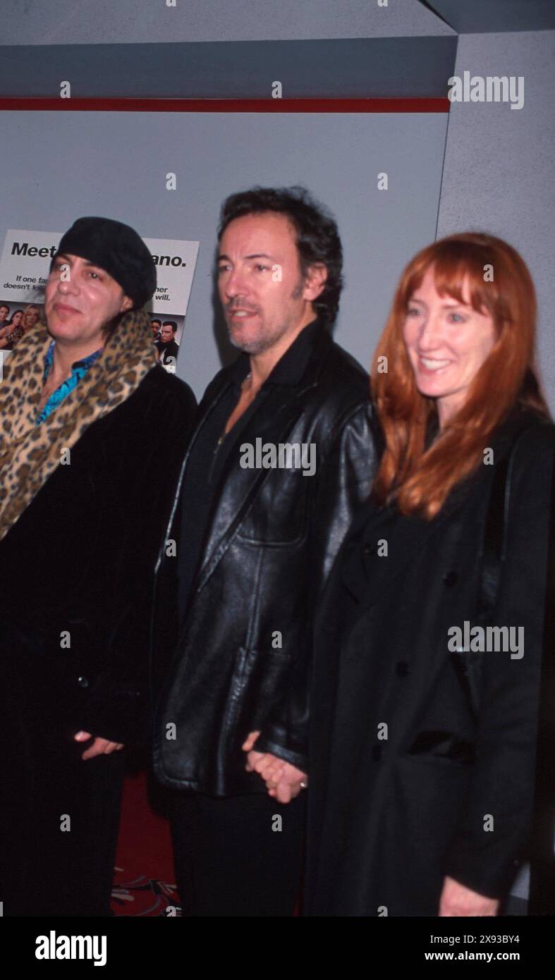 01/07/99 NYC.''THE SOPRANOS'' HBO SERIES SCREENING AT THE STATE THEATRE ...