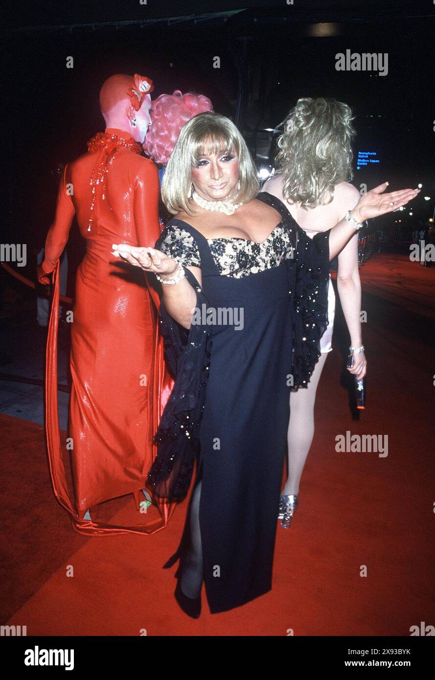 Barbra streisand concert hi-res stock photography and images - Alamy