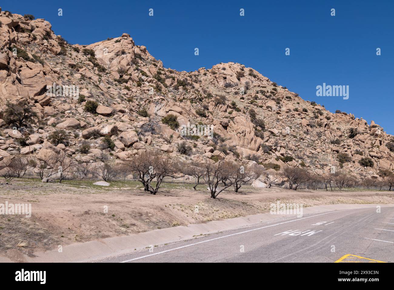 Rocky hills at the Texas Canyon Rest Area on i-10 West near Dragoon ...