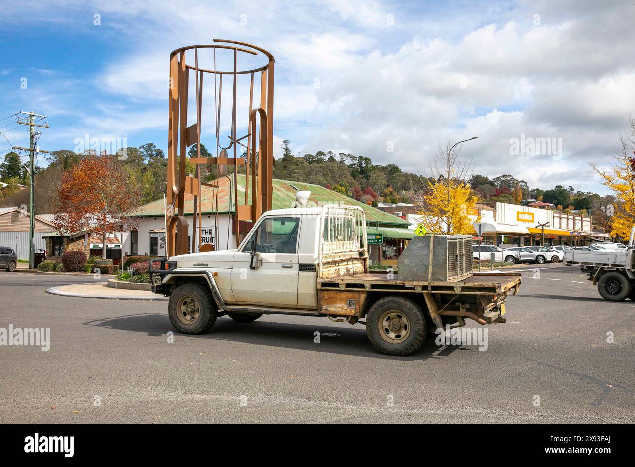 Walcha town centre, open air artwork sculpture on the roundabout in ... Walcha town centre, open air artwork sculpture on the roundabout in ...
