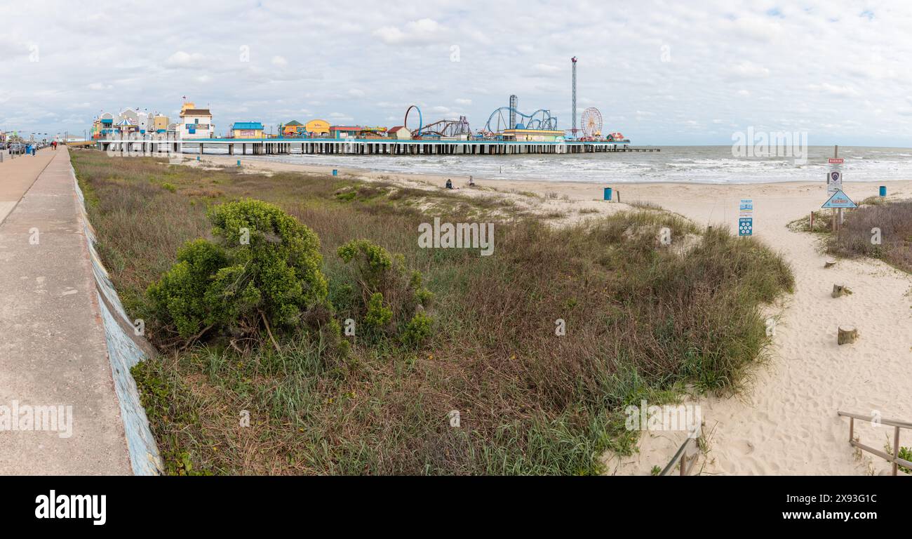 Sand beach near the Galveston Island Historic Pleasure Pier on the ...
