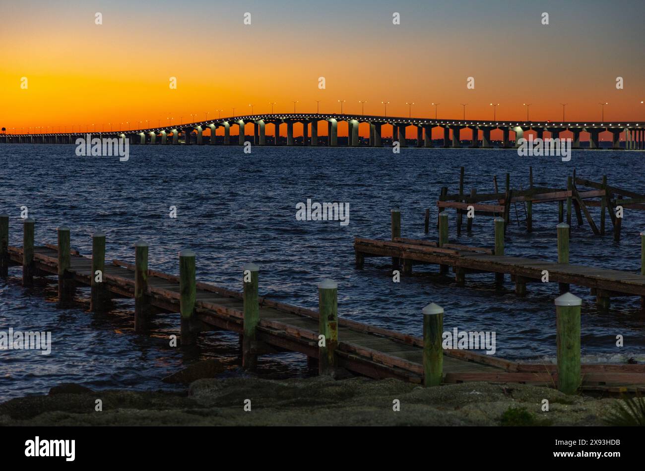 Bay St. Louis bridge connects the cities of Bay St. Louis and Pass ...