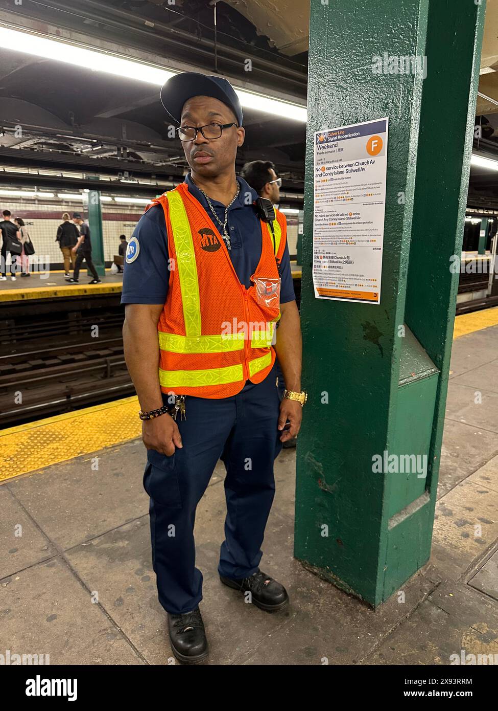 Mta safety uniform hi-res stock photography and images - Alamy