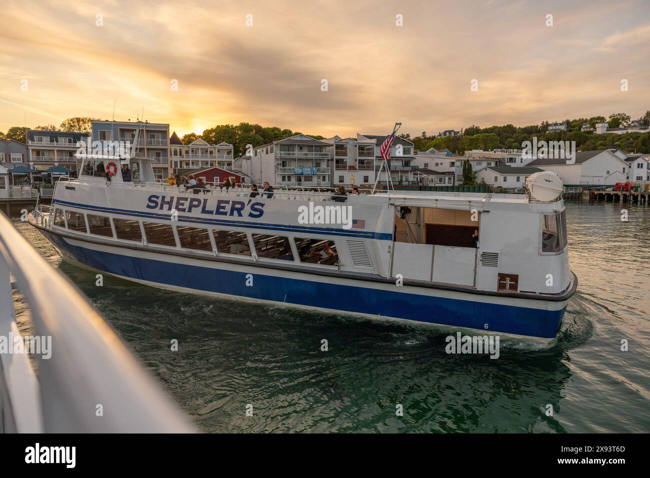 Mackinac Island, United States. 28th May, 2024. A Shepler's ferry ...