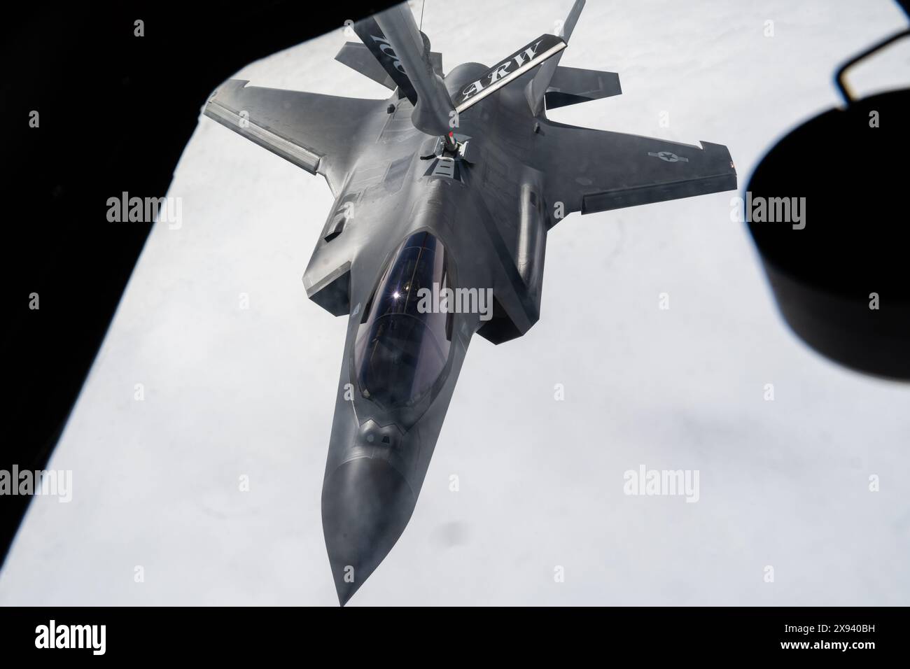 A U.S. Air Force F-35 Lightning II from the 48th Fighter Wing, Royal ...