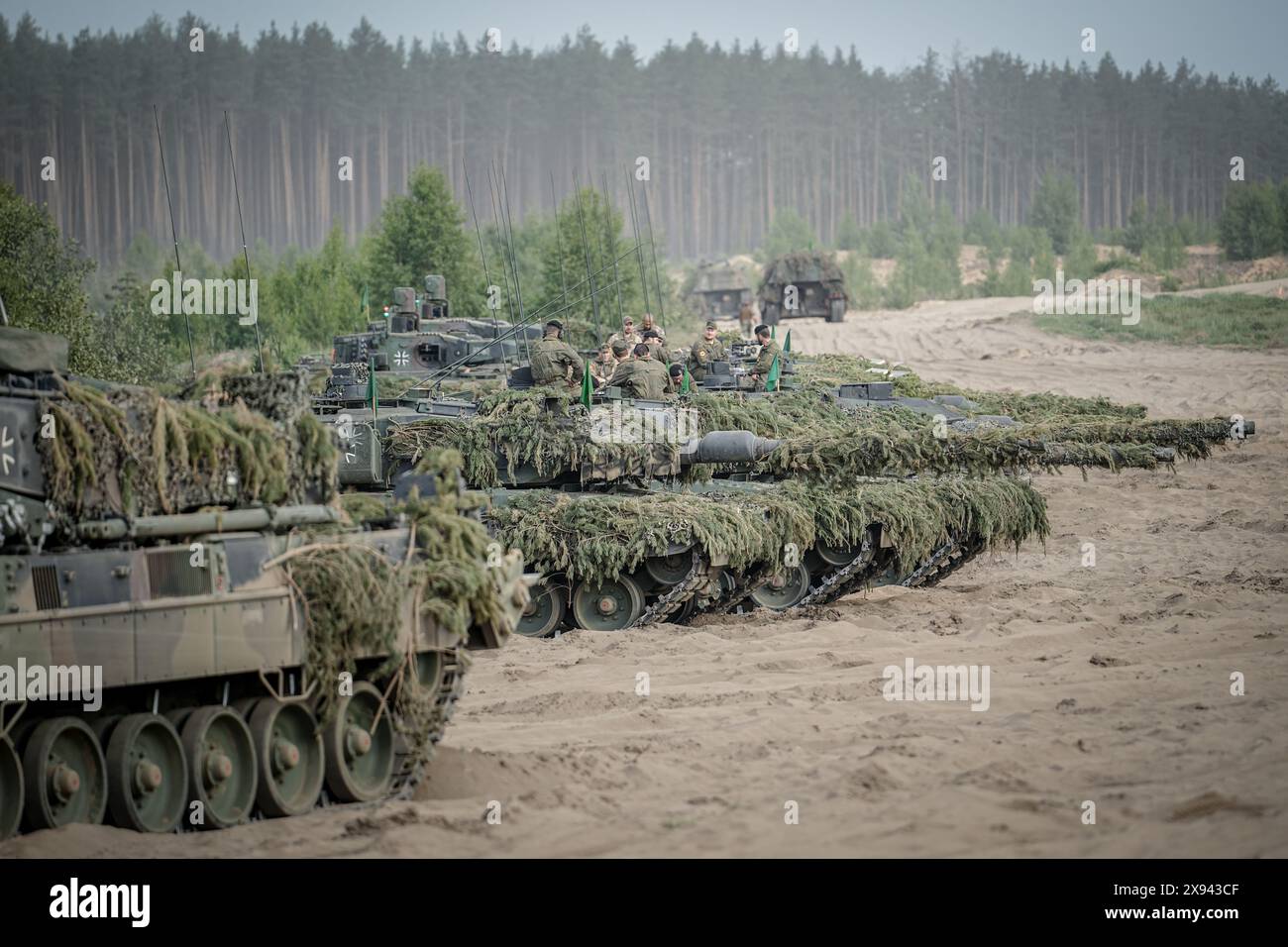 Pabrade, Lithuania. 29th May, 2024. Bundeswehr soldiers prepare on the ...