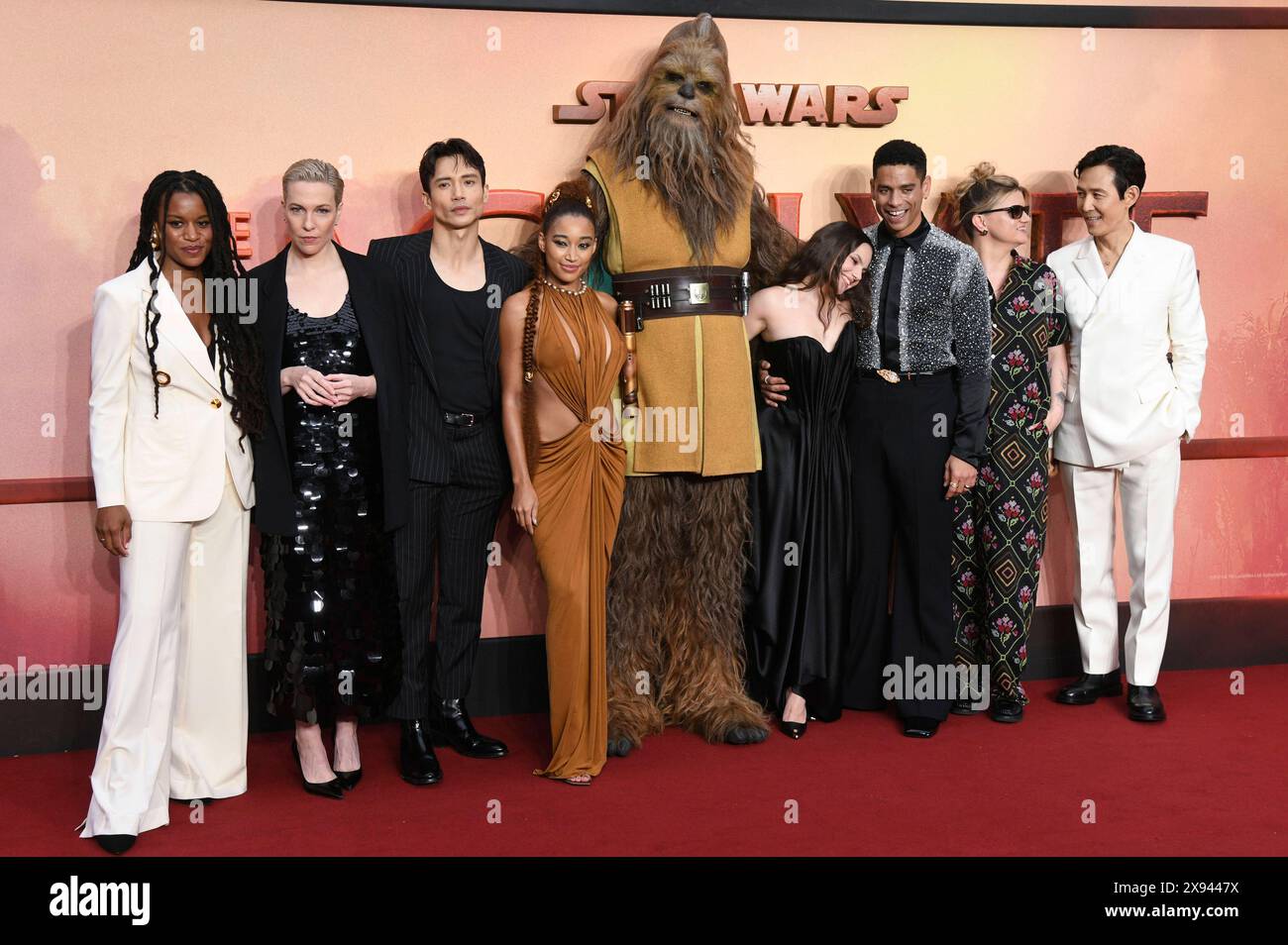 Rayne Roberts, Rebecca Henderson, Manny Jacinto, Amandla Stenberg ...