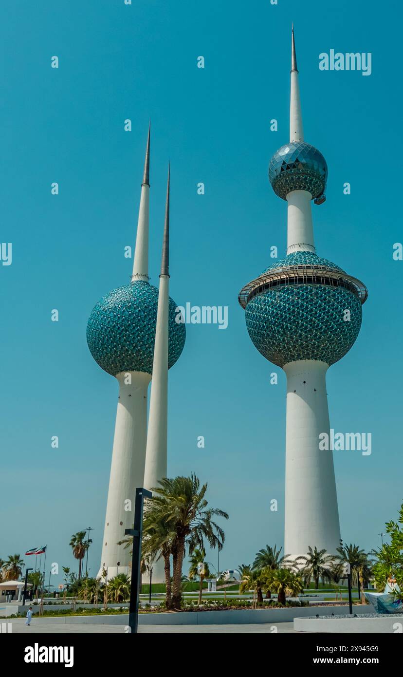 Tower of kuwait hi-res stock photography and images - Alamy